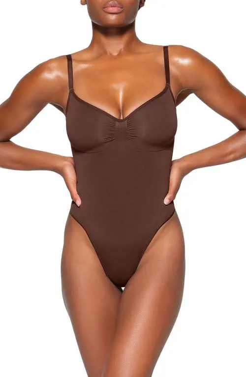 SKIMS Seamless Sculpt Thong Bodysuit - Cocoa