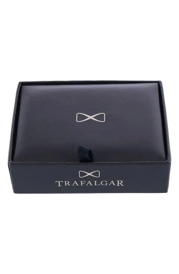 Trafalgar The Kingsley Square Cuff Link & Stud Set