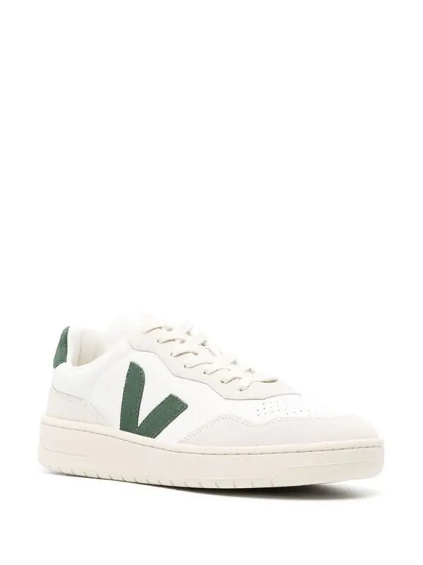 VEJA V-90 Low-top Sneakers - White