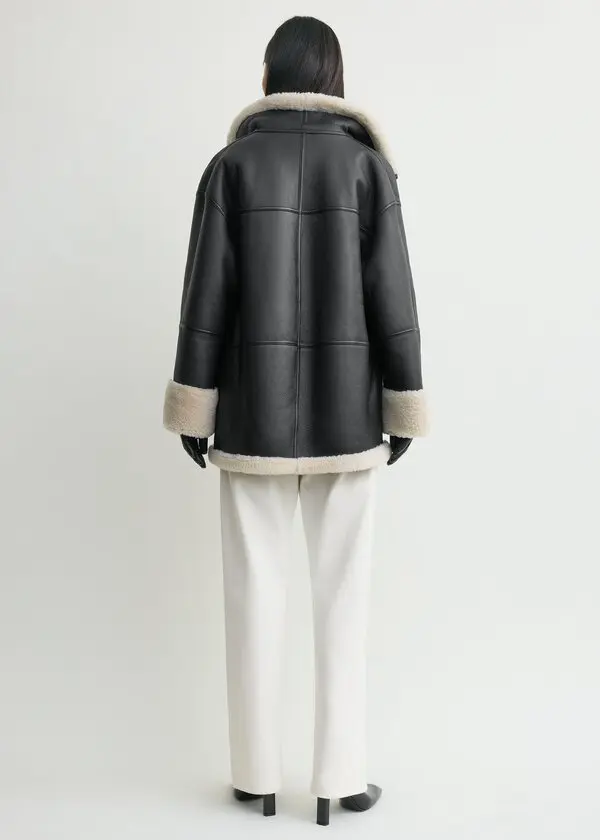 TOTEME Signature Shearling Jacket - Black