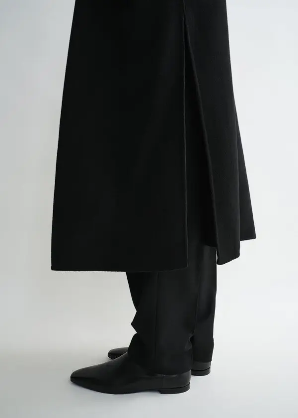 TOTEME Signature Wool Cashmere Coat - Black