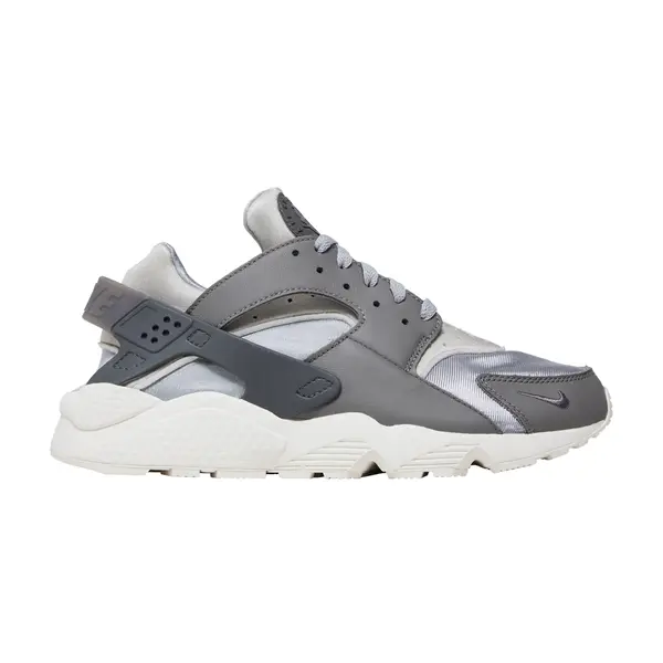 Nike Air Huarache Sneakers