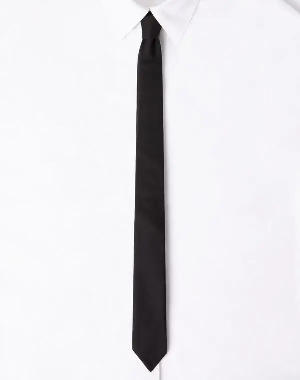 Valentino Garavani Valentie Neck Tie
