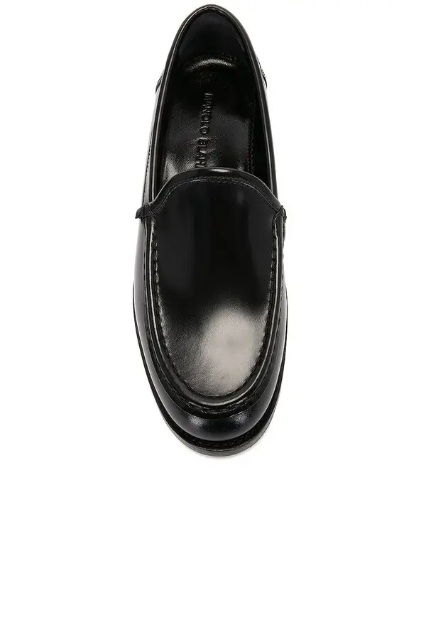 Manolo Blahnik Dineguardo Leather Loafer - Black