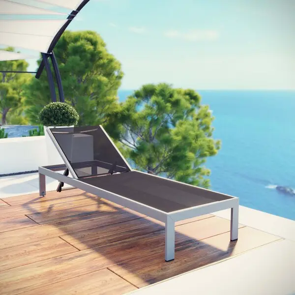 MODWAY Shore Outdoor Patio Aluminum Mesh Chaise - Silver Black