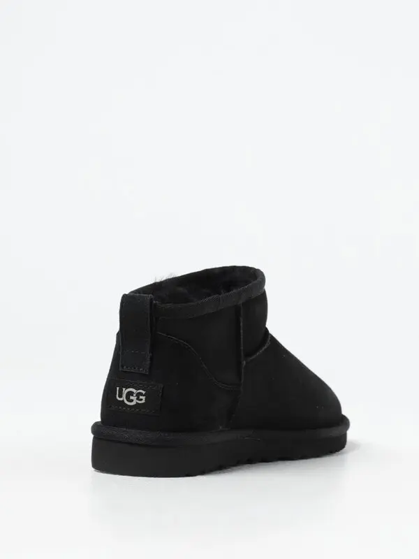 UGG Boots - Black