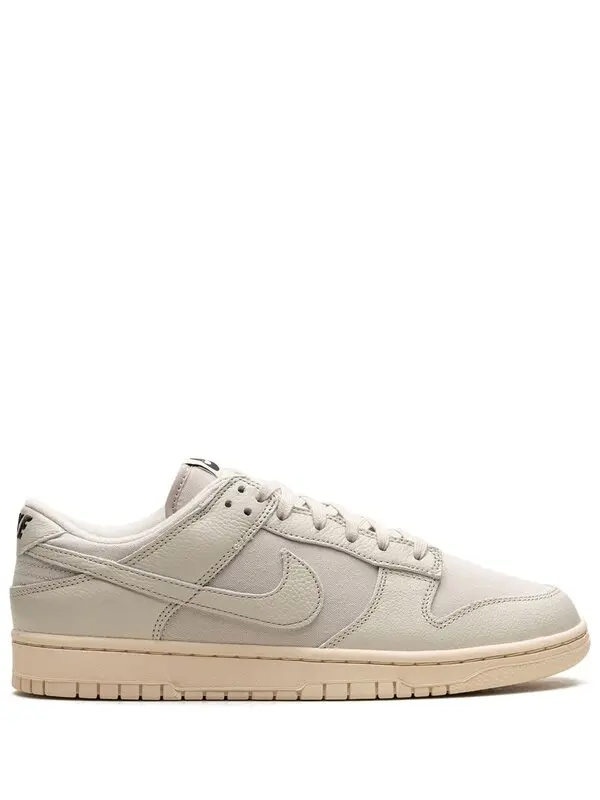 Nike Dunk Low Sneakers - Neutrals