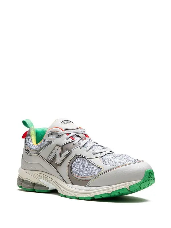 NEW BALANCE X Ganni 2002r Sneakers
