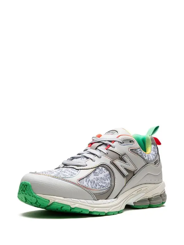 NEW BALANCE X Ganni 2002r Sneakers
