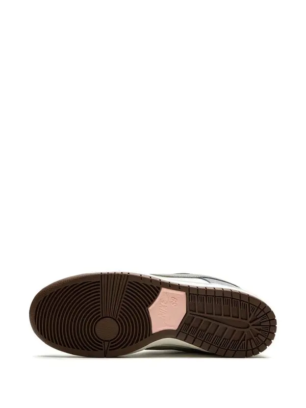 Nike X Yuto Horigome Sb Dunk Low Sneakers - Grey