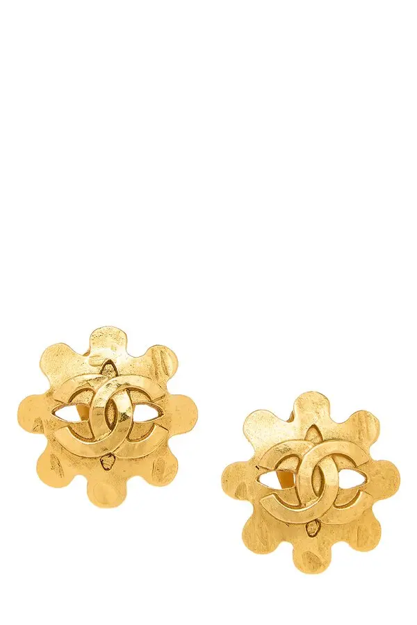 Chanel Squiggle Border 'cc' Clip On Earrings - Gold