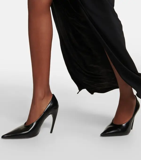 NENSI DOJAKA Pointed Toe Patent Leather Pumps