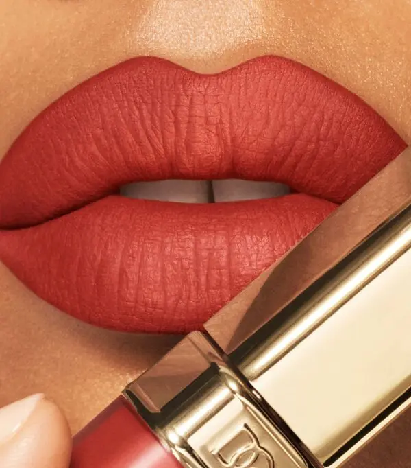 Dolce & Gabbana Devotion Liquid Lipstick No Transfer Matte Liquid