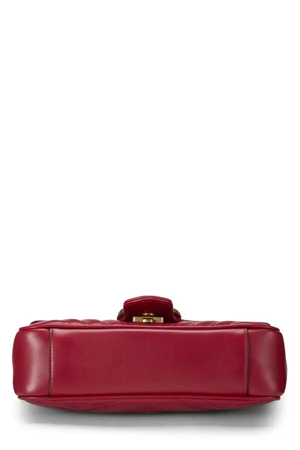 Gucci Leather Gg Marmont Shoulder Bag - Red