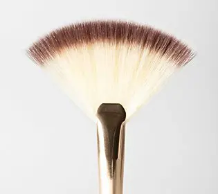 GUIDE BEAUTY Fan Brush