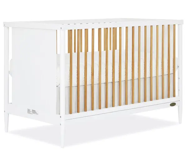 DREAM ON ME Clover 4-in-1 Modern Crib