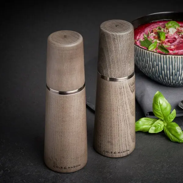 COLE & MASON Marlow Beech Wood Salt And Pepper Mills