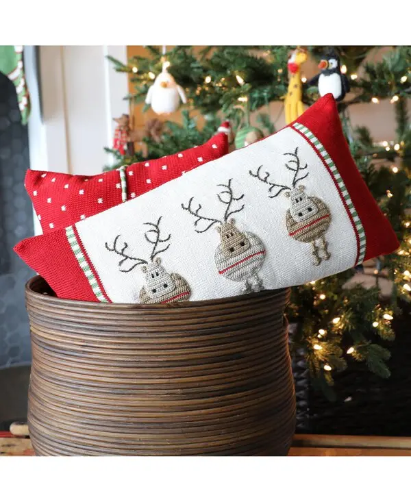 MELANGE COLLECTION Round Reindeer Holiday Throw Pillow, 10 X 20