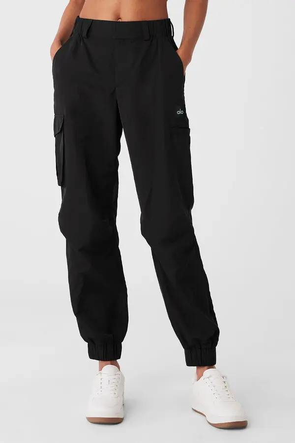 Alo Yoga High-Waist Break Line Jogger Pants - Black | Editorialist