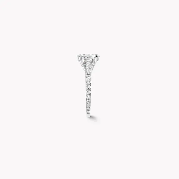 Graff Flame Oval Diamond Engagement Ring