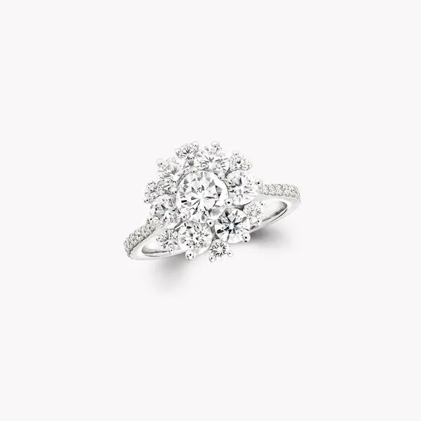 Graff Classic Round Diamond Cluster Ring - White Gold