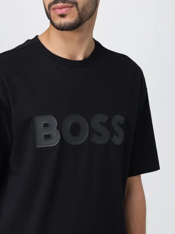BOSS T-shirt