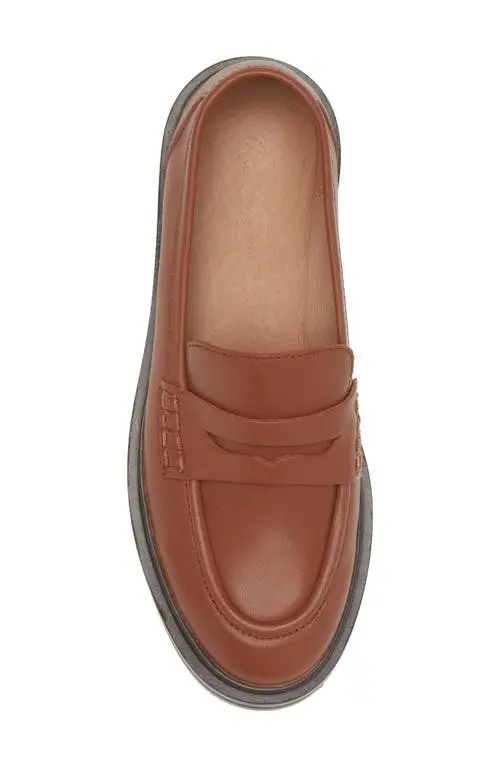 Madewell The Vernon Loafer - Dried Maple | Editorialist display picture 2