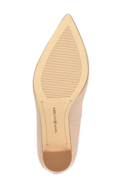 Tommy Hilfiger Abilene Leather Pumps