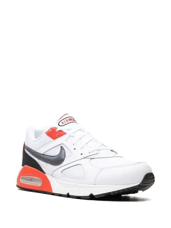 Nike Max Ivó Sneakers - White