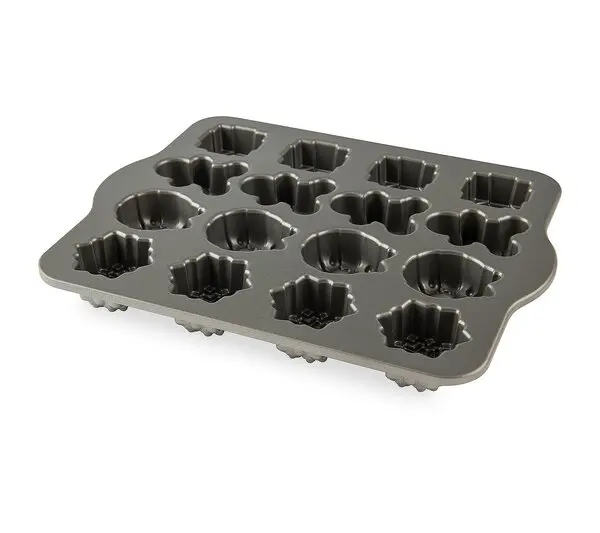 NORDICWARE Holiday Teacake Pan