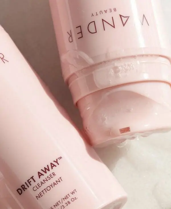 WANDER BEAUTY Drift Away Cleanser