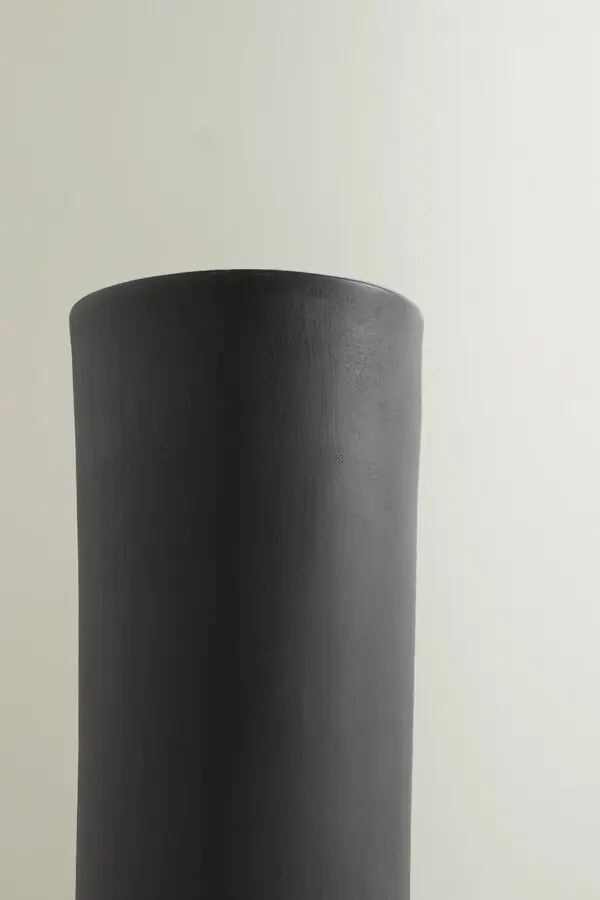 MUD AUSTRALIA Net Sustain Round Medium Porcelain Vase