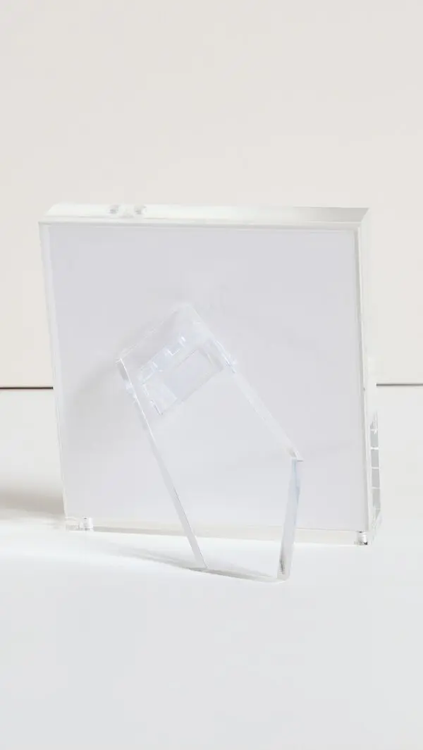 TIZO DESIGN Lucite Frame With Easel Back 5x5
