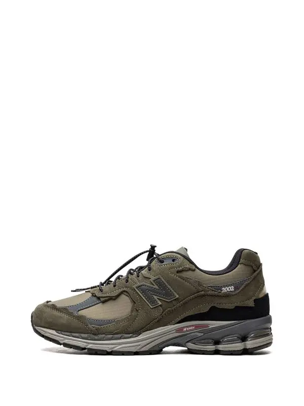 NEW BALANCE 2002r Protection Pack Sneakers - Green