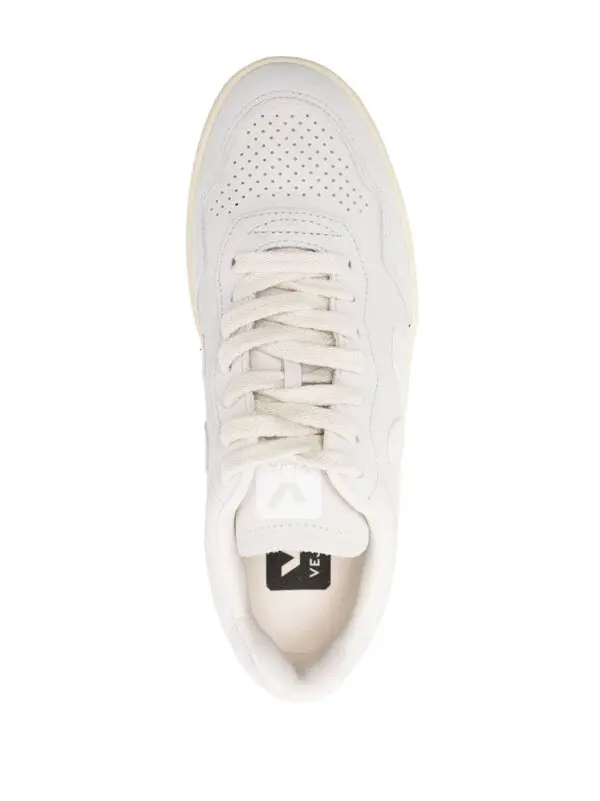 VEJA V-90 Leather Sneakers - Grey