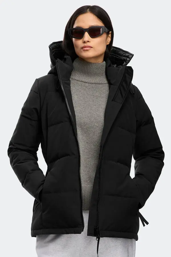 Canada Goose Chelsea Parka With Disc Detail - Black