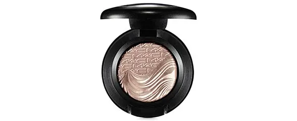 MAC COSMETICS Extra Dimension Eye Shadow - A Natural Flirt (iridescent Light Pink)
