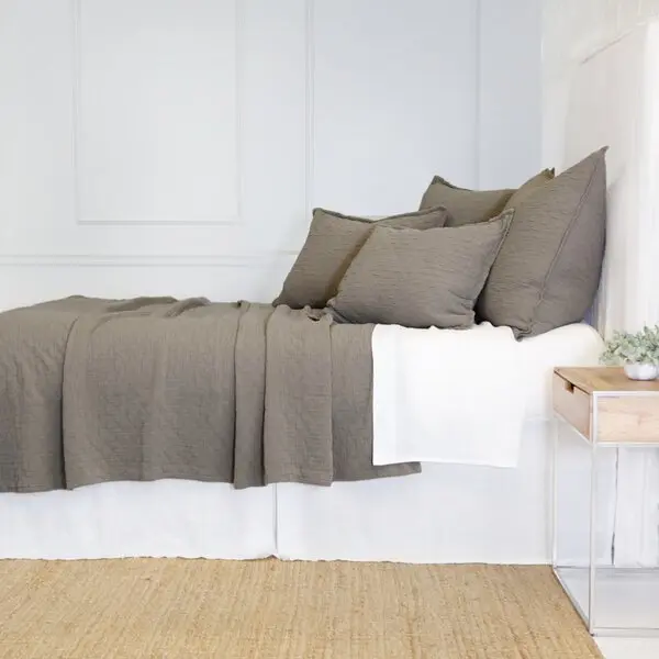 POM POM AT HOME Ojai Matelasse Coverlet, King - Pebble