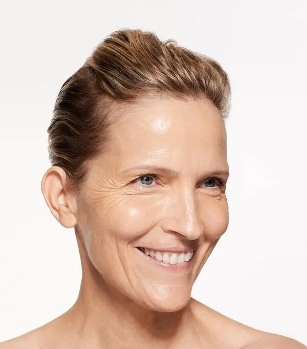 SHISEIDO Revitalessence Skin Glow Foundation Spf 30