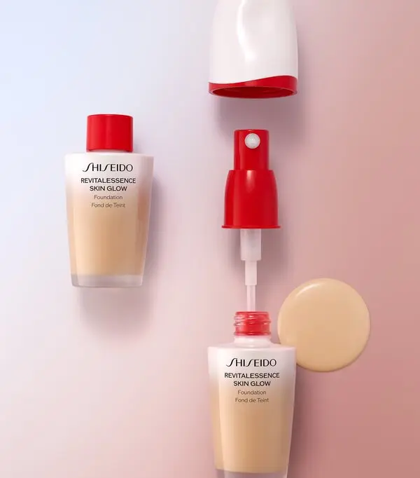 SHISEIDO Revitalessence Skin Glow Foundation Spf 30 - Neutral