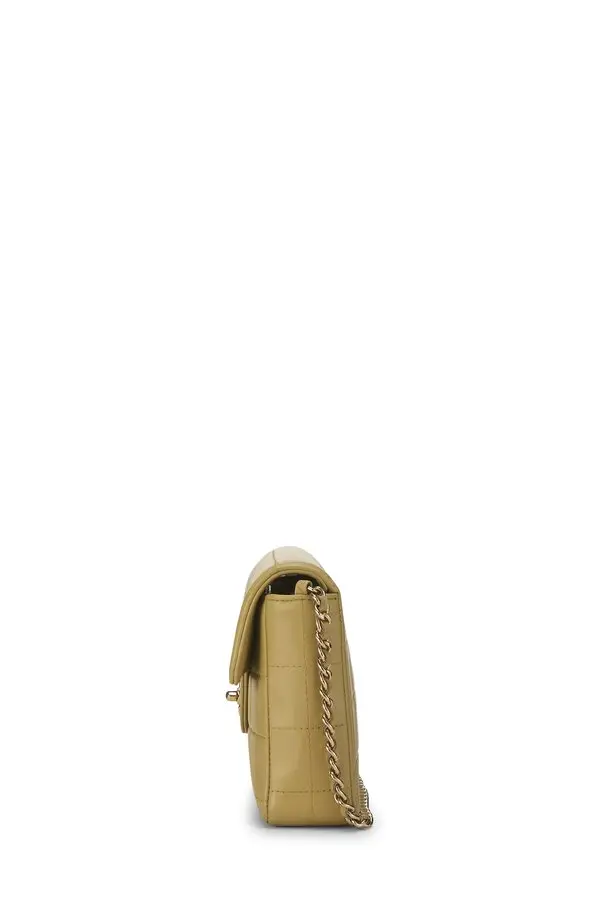 Chanel Lambskin East/west Medium