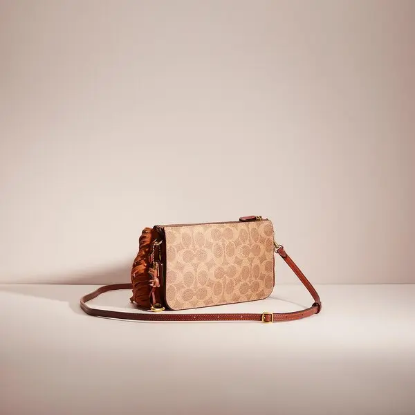 COACH Upcrafted Noa Pop Up Messenger