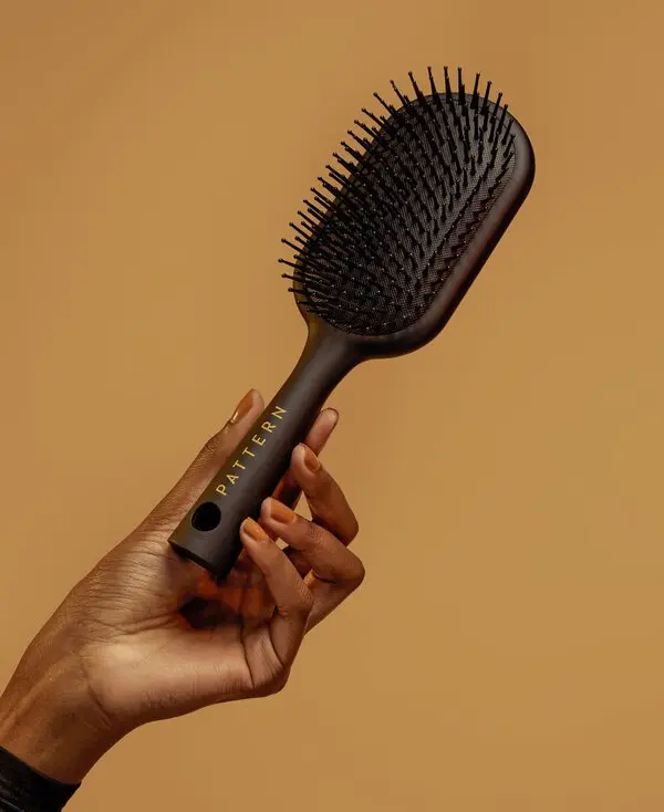 PATTERN Paddle Brush - No Color