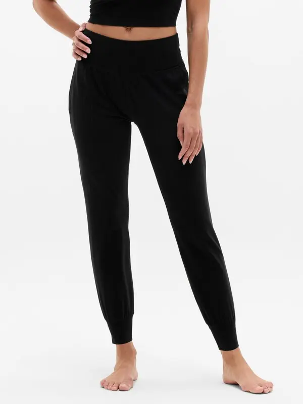 Athleta Salutation High Rise Jogger - Black