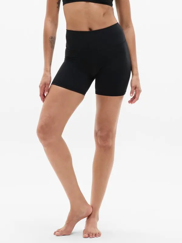 Athleta Transcend High Rise 5" Short - Black