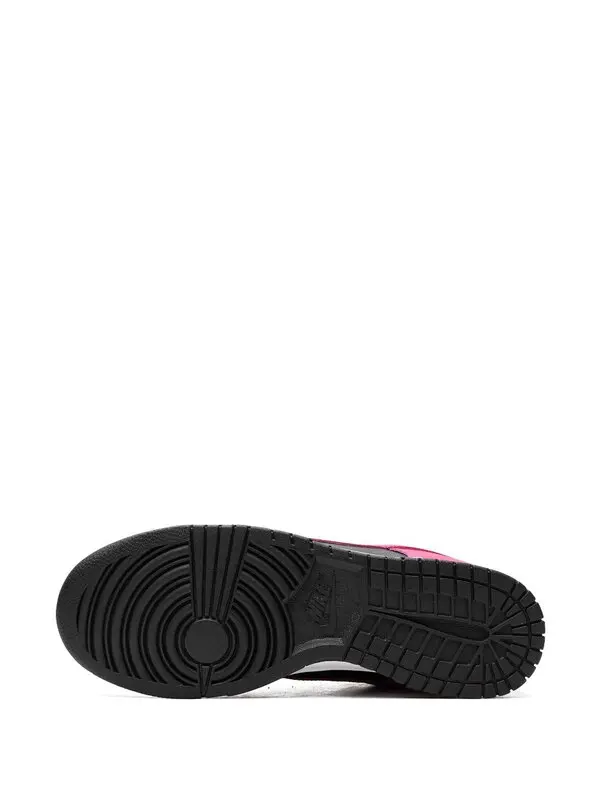 Nike Dunk Low Sneakers - Pink