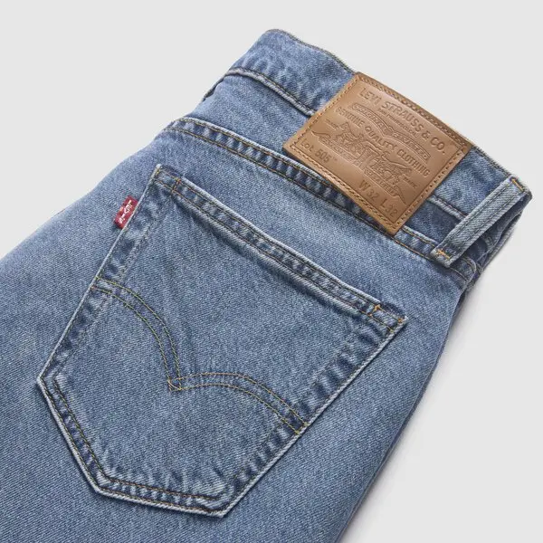 LEVI'S 505 Regular Fit Jeans - A Step Ahead Authentic Soft