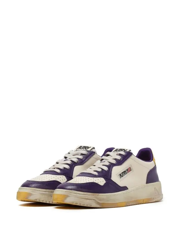 AUTRY Medalist Super Vintage Distressed Sneakers - Purple