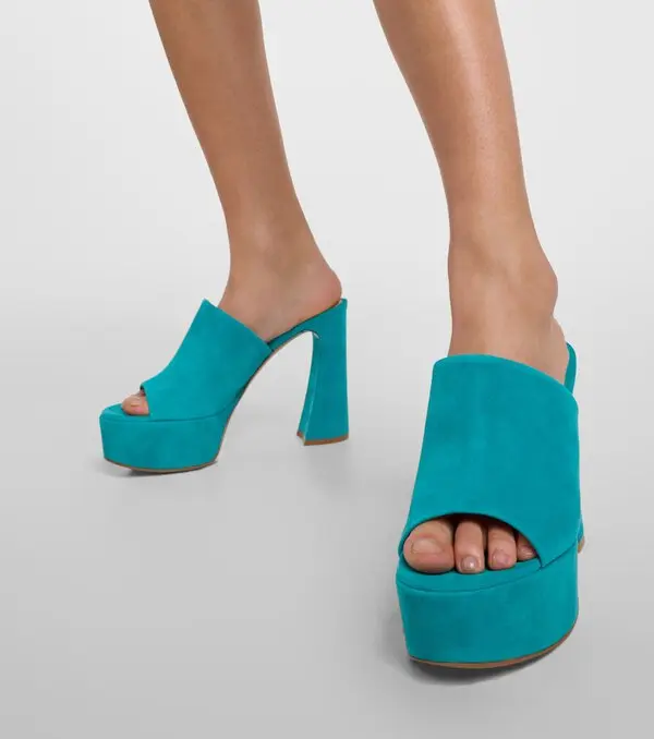GIANVITO ROSSI Holly Suede Platform Mules - Blue