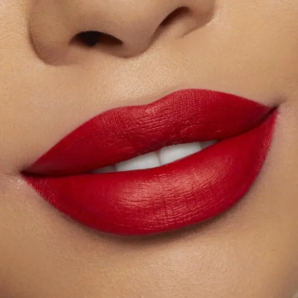 KYLIE COSMETICS Bare Velvet Lip Kit - One-color